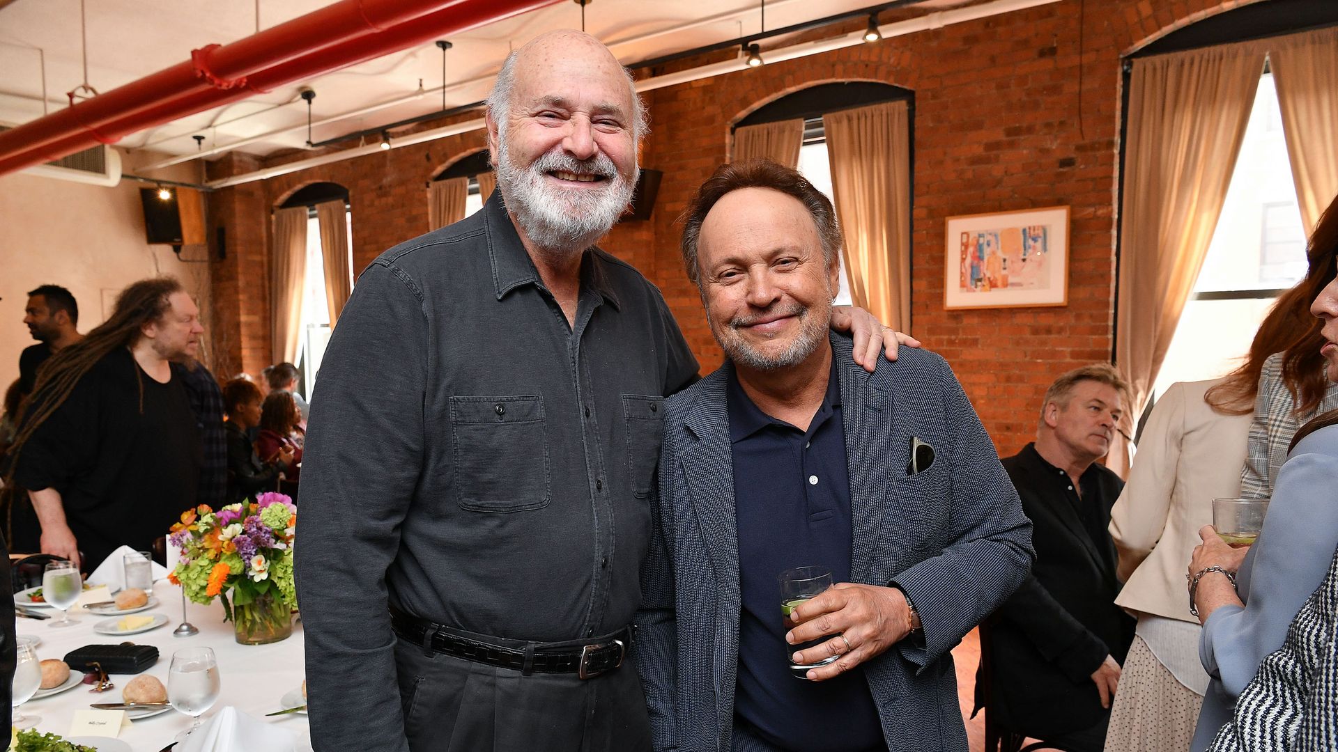 Nach Mord: Billy Crystal sah Rob Reiner und Micheles Leichen | Hitkanal.FM